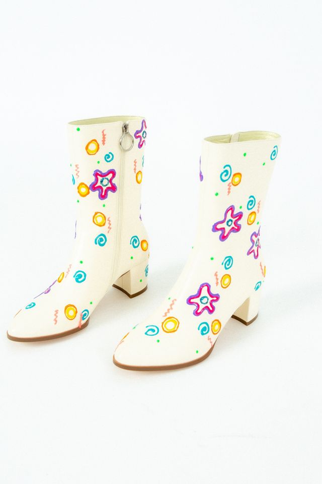 Zig Zag Doodle Bug Boots | Urban Outfitters