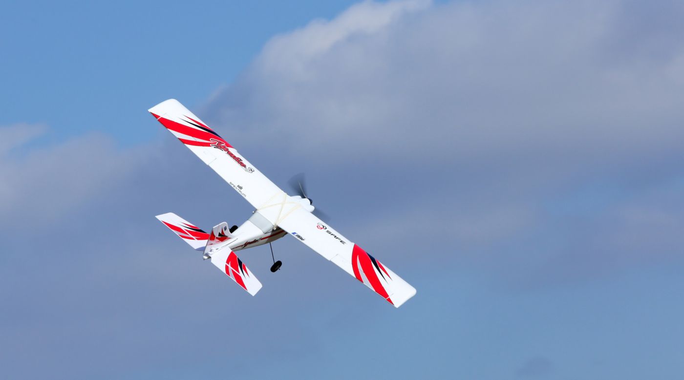 E-flite Apprentice® S 15e BNF Trainer Airplane with SAFE® Technology ...